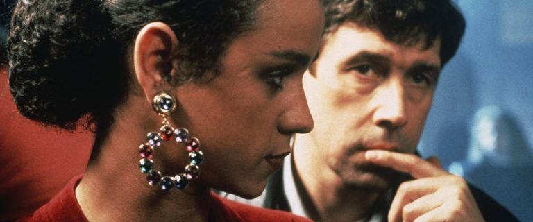 The Crying Game (1992) | The Definitives | Deep Focus Review