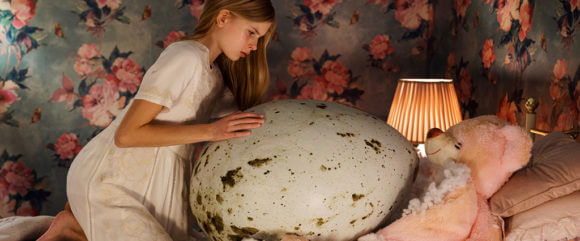 Hatching (2022) | Movie Review | Deep Focus Review